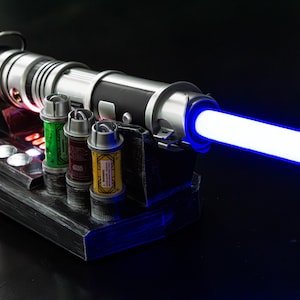 Savi's Lightsaber Display Stand: LED Lit Kyber Crystal Holder - Etsy