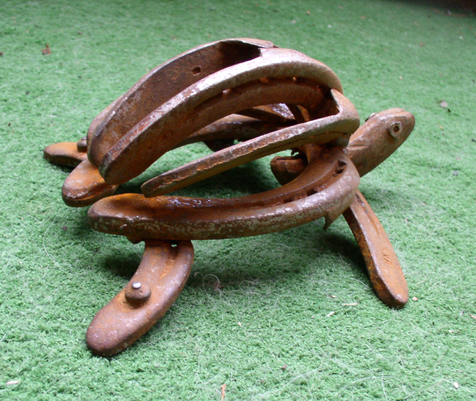 Horseshoe Sea Turtle: Welded Metal Yard Art Sculpture - Etsy