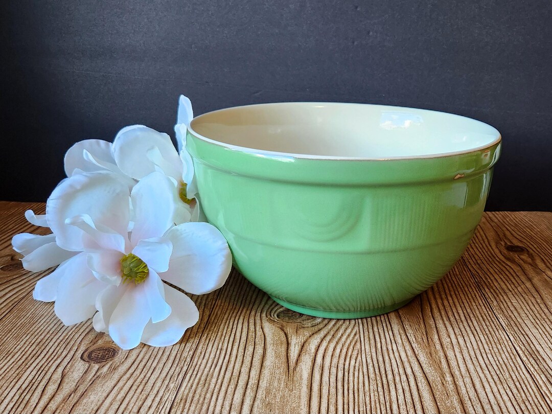 Vintage Hall China Art Deco Lettuce Green Medallion 10" Mixing Bowl ...