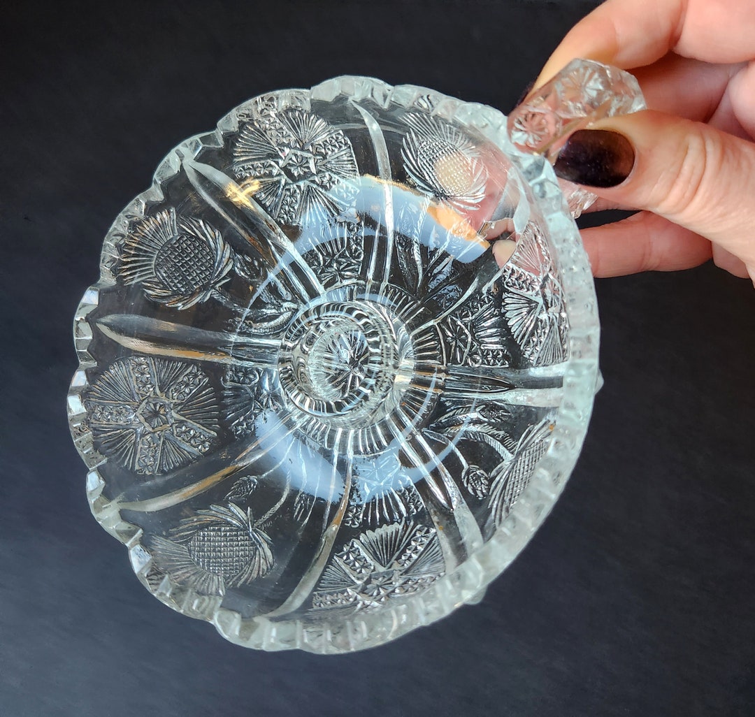 1911 Antique EAPG Higbee Glass Paneled Thistle Bowl - Etsy