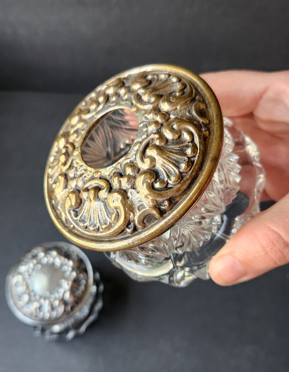 Vintage Repousse Pressed Glass Powder Jar & Hair Rece… - Gem