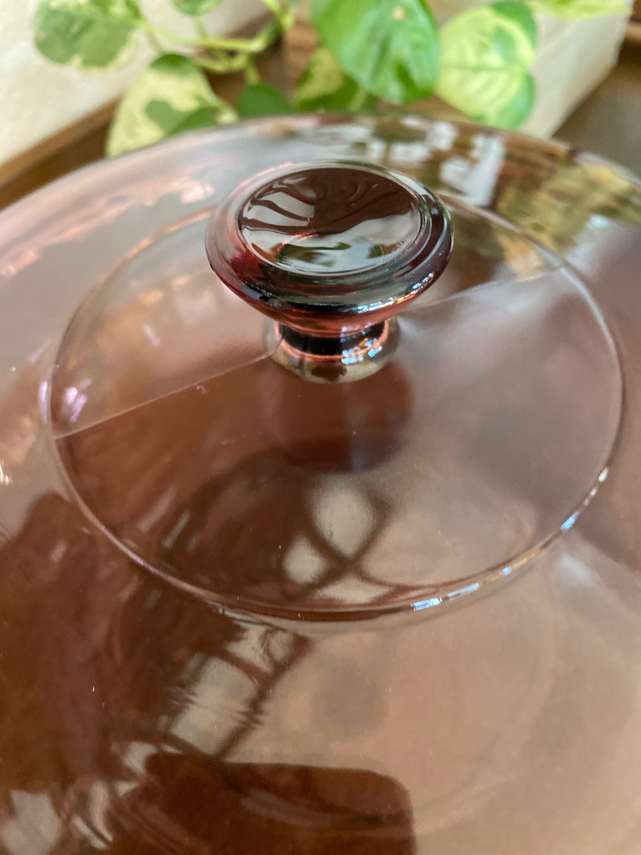 PYREX Cranberry 2L Round Casserole Dish With Lid, Pyrex 024 Cranberry ...