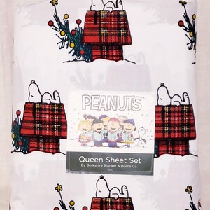 Collectible Berkshire Peanuts Holiday Season Snoopy Queen Sized Sheet ...