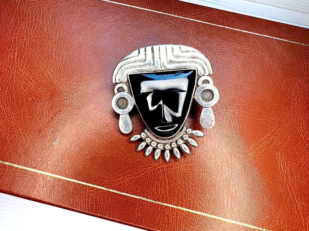 VTG 1950 Taxco 22 Aztec Mayan Warrior Face Pendant Medallion Green Onyx ...