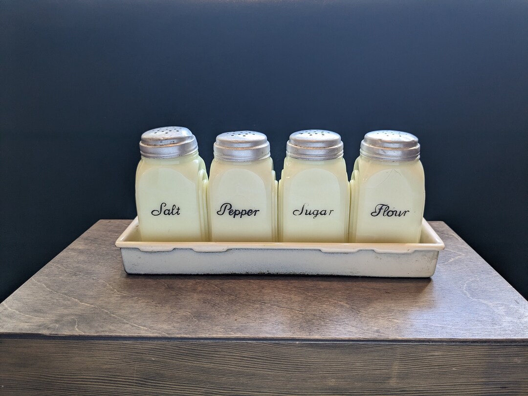 VTG Mckee 1930 Custard Roman Arch Milk Glass Shaker Set - Etsy