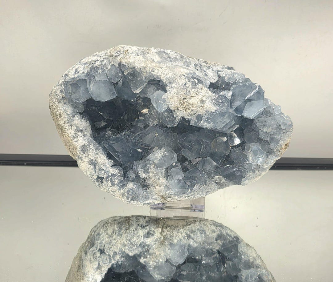 Large Celestite Crystal Cluster 4.55kg #78 - Etsy