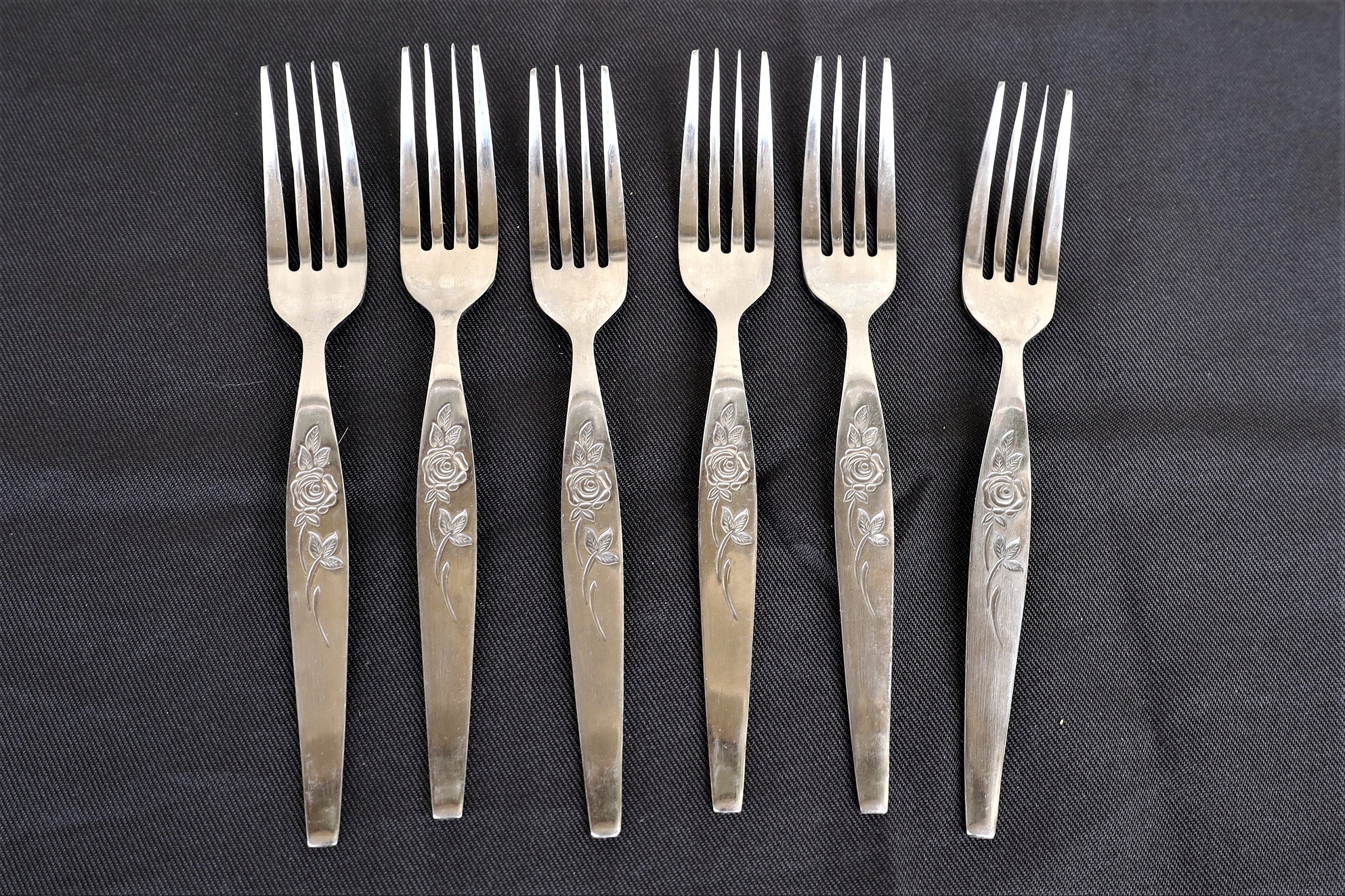 Vintage Dessert Forks Small Forks Engraved Forks - Etsy