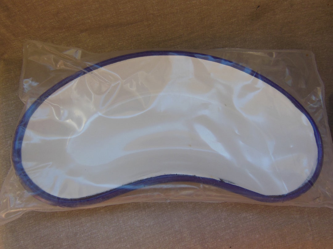 Enameled Medical Plate , Vintag Medical Supplies , Laboratory Plate ...