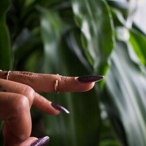 Open Faced Reveal Gold Band Ring - Etsy