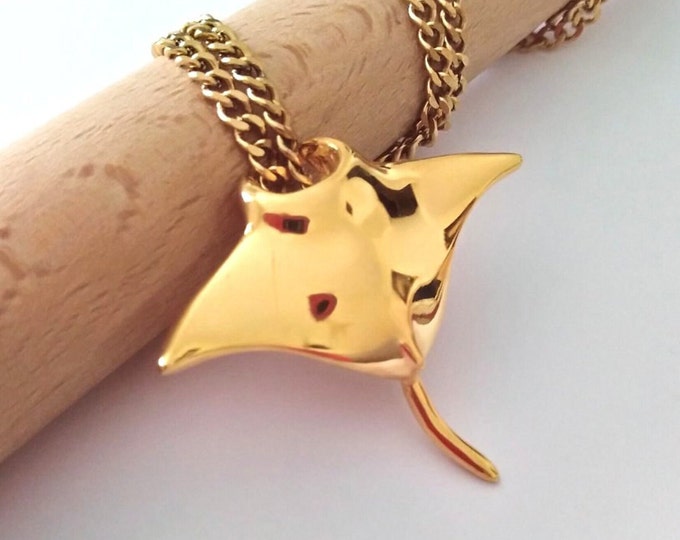 Manta Ray Necklace Larimar Manta Ray Pendant Amazing Sea Life and ...