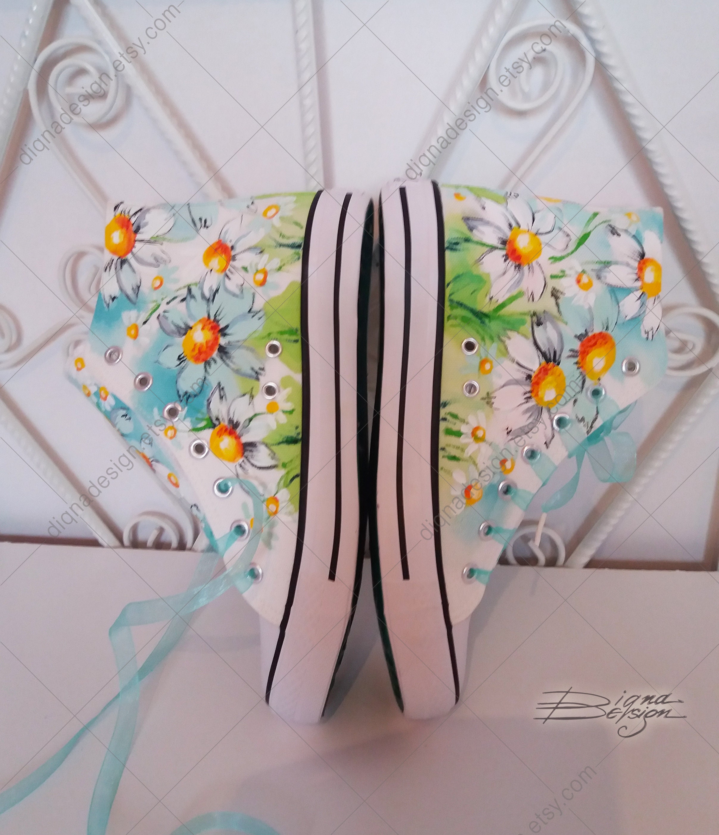 Daisies Hi Tops Hand Painted Hi-tops Floral High Tops Daisy - Etsy Canada