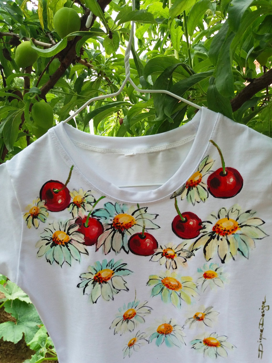 Hand Painted Tshirt CHERRY T-shirt Cherries Top Hanpainted - Etsy