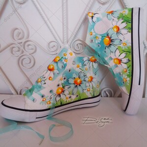 Daisies Hi Tops, Hand Painted Hi-tops, Floral High Tops, Daisy Sneakers ...