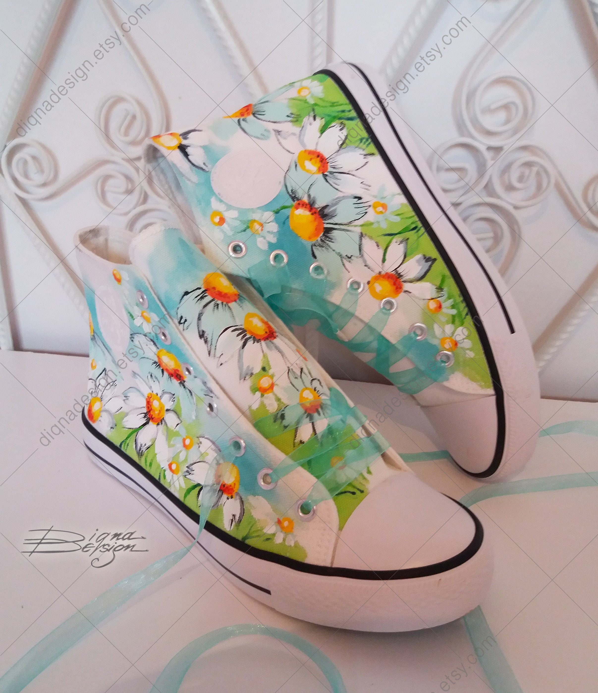 Daisies Hi Tops Hand Painted Hi-tops Floral High Tops Daisy - Etsy Canada