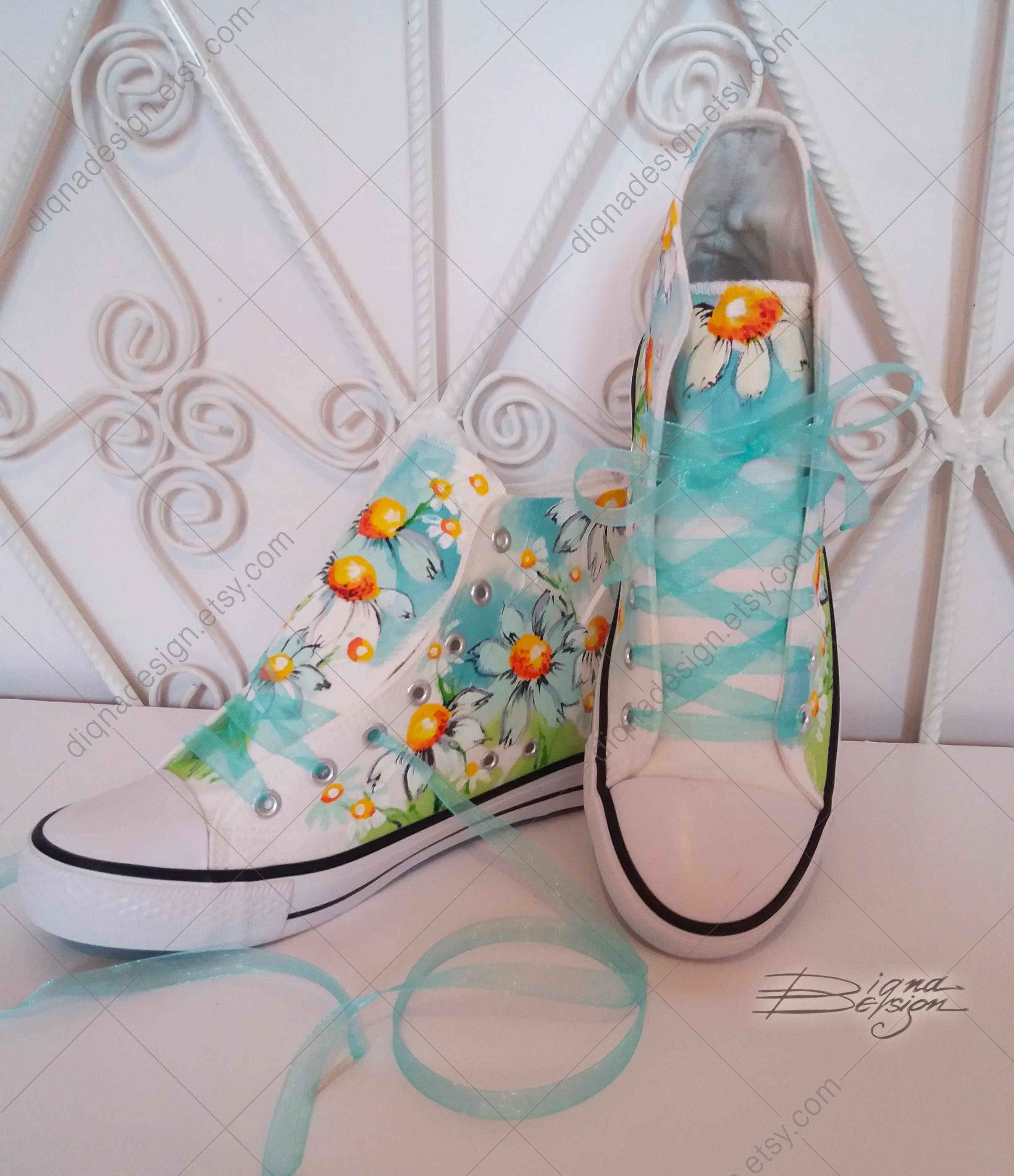 Daisies Hi Tops Hand Painted Hi-tops Floral High Tops Daisy - Etsy Canada