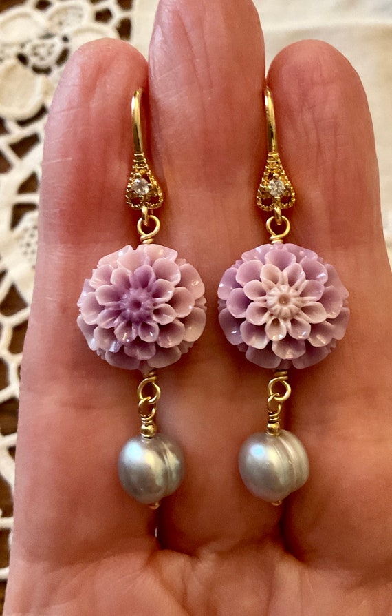 Carved FLOWER BAKELITE Genuine Grey PEARL long Earrin… - Gem