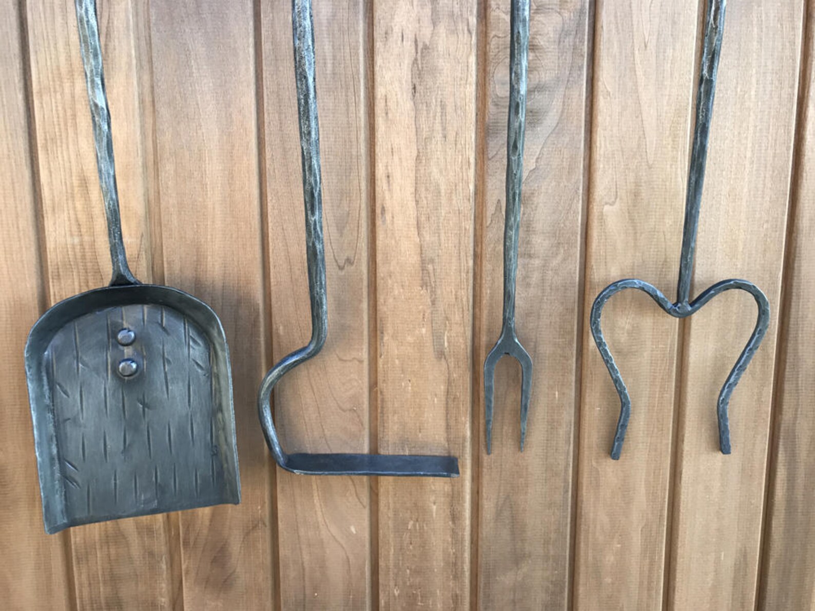 Hand Forged Iron Compact Fireplace Tool Set Poker Tongs Shovel Broom ...