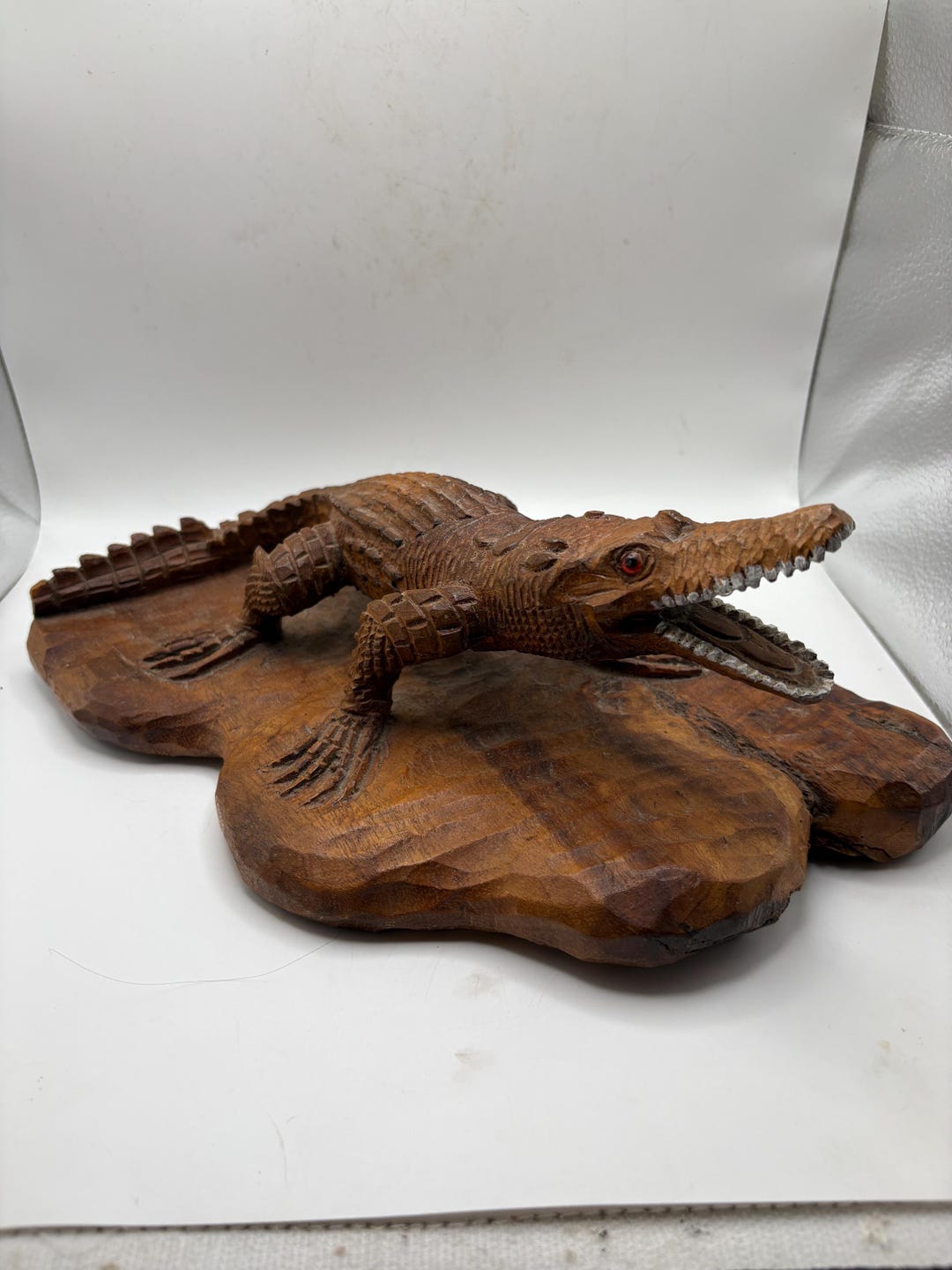 Vintage Hand-carved Wooden Alligator Sculpture From Solid Driftwood ...