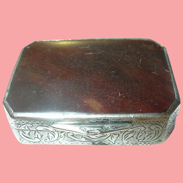 Antique Snuff Box - Etsy