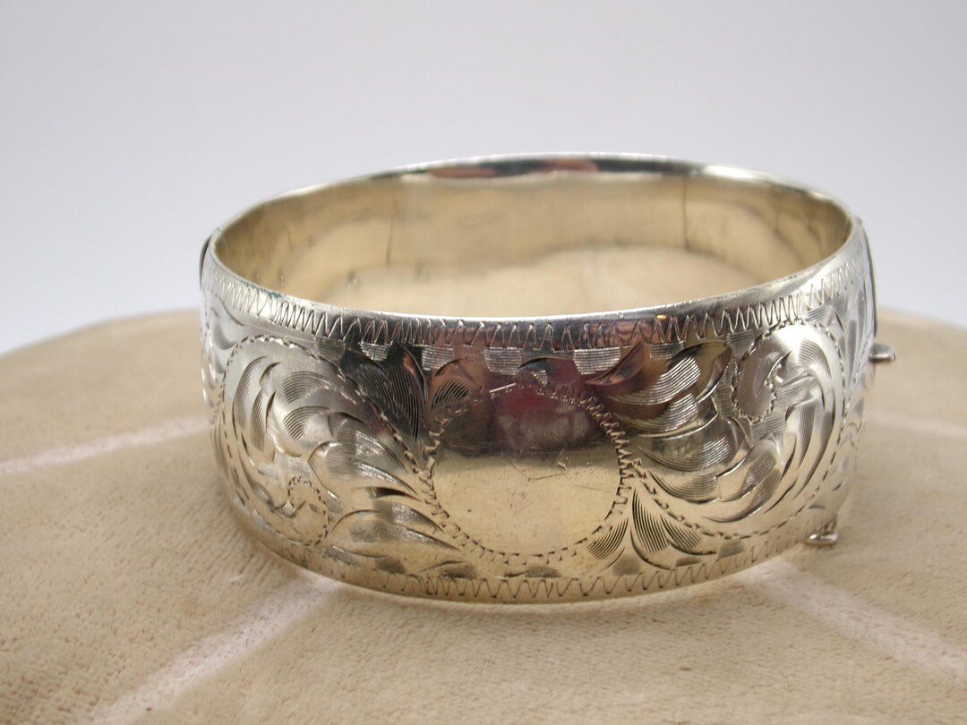 Vintage Sterling Wide Bangle Chase Design - Etsy