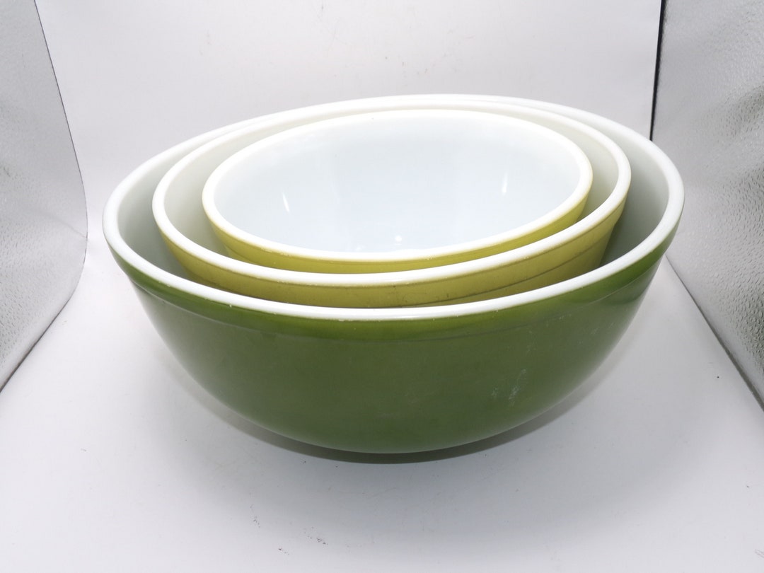 Vintage Green Pyrex Bowls Set - Etsy