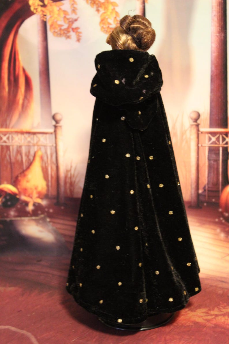 Deluxe Druid Hood Black Velvet Cape With Hook and Eye Closure at the ...