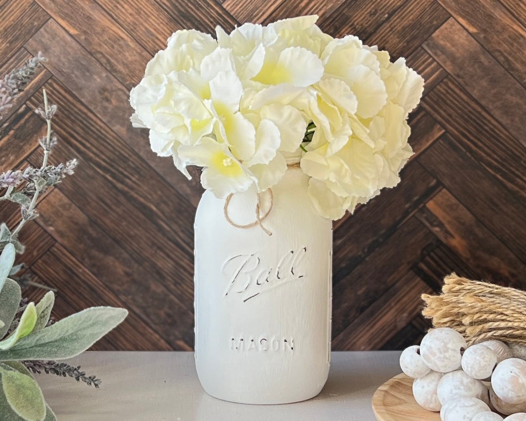 Rustic Mason Jar Centerpieces With Flowers, Farmhouse Mason Jar Decor ...