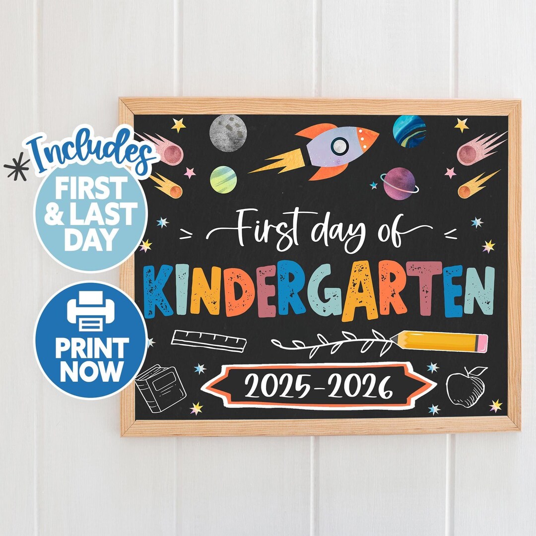 Boy First Day of Kindergarten Printable Sign - Science First Day of ...