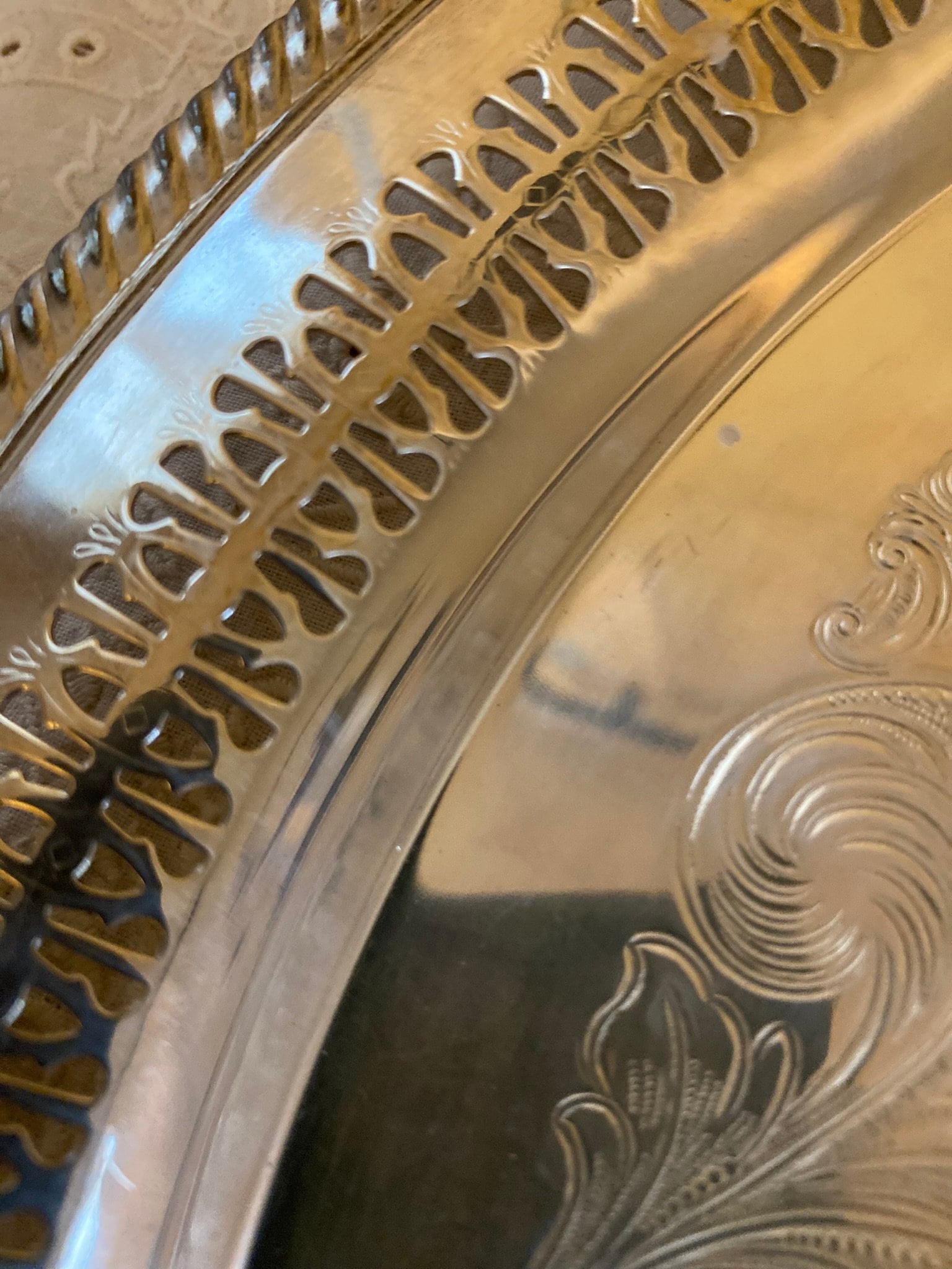 Wm Rogers 15” Round Tray, Eagle Star 172, Pierced Border, Gadroon Edge. - Etsy