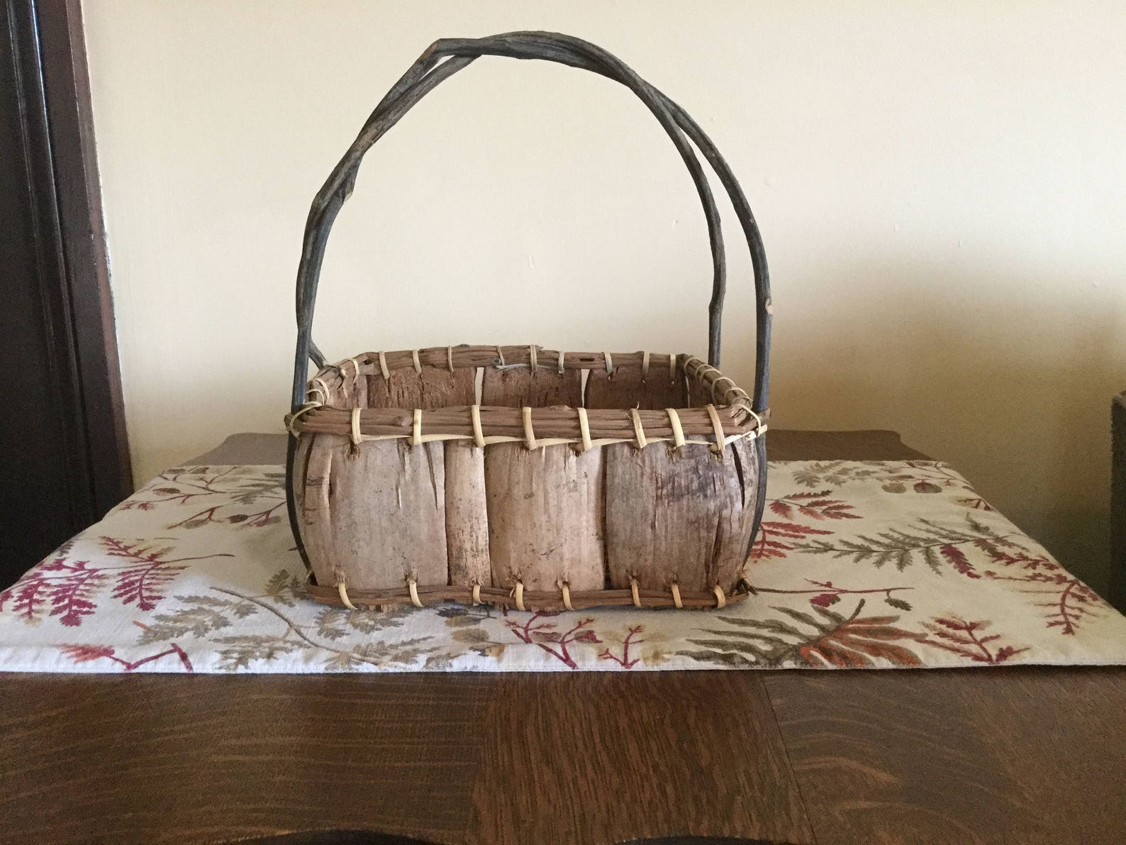 Primitive Bark and Twig Basket, Hand Sewn Basket, Native American ...
