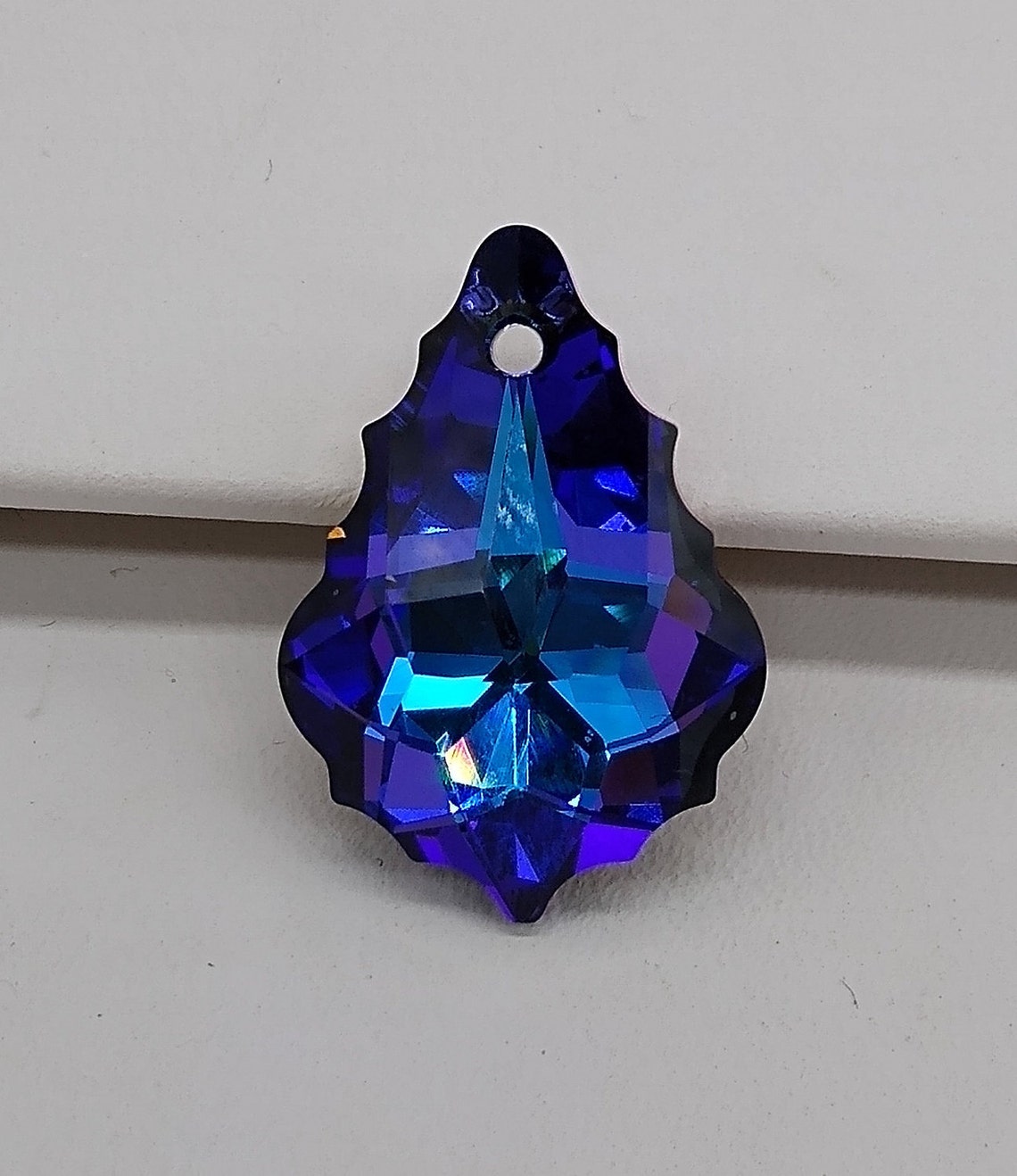 Swarovski Crystal Baroque 6090 Pendant 16mm or 22mm Volcano | Etsy