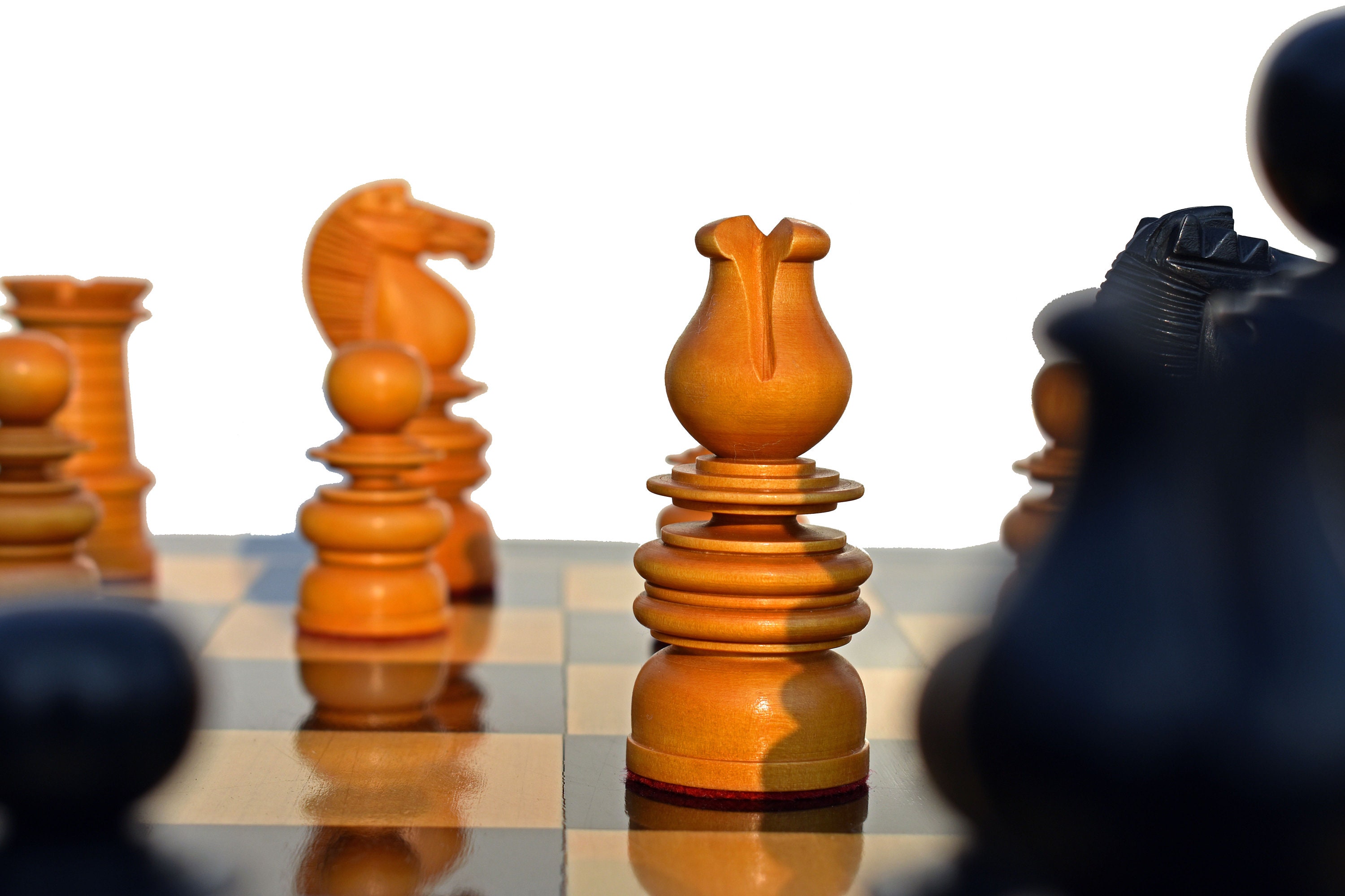 1841 Calvert Series Reproduction Chess Pieces Antiqued Boxwood & Ebony ...