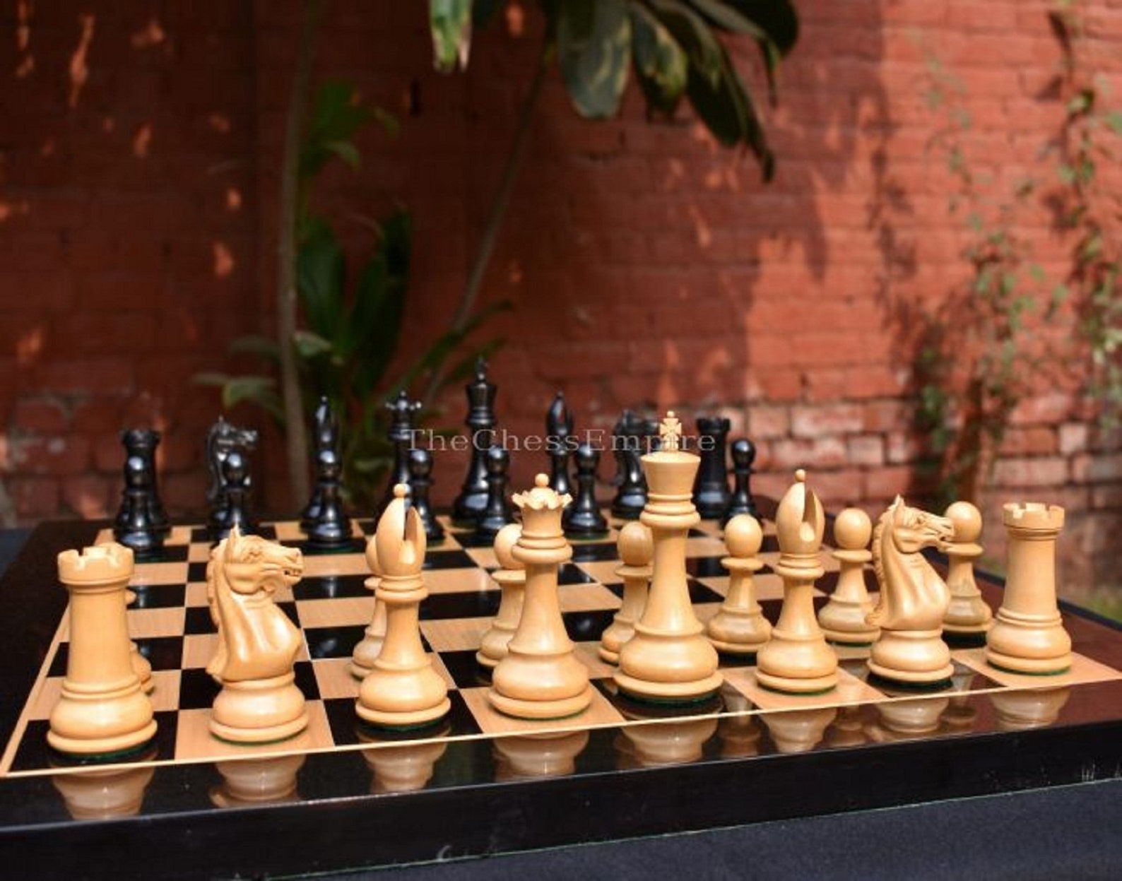 The Centurion Series Luxury Staunton Chess Pieces Boxwood & Ebony 4 ...