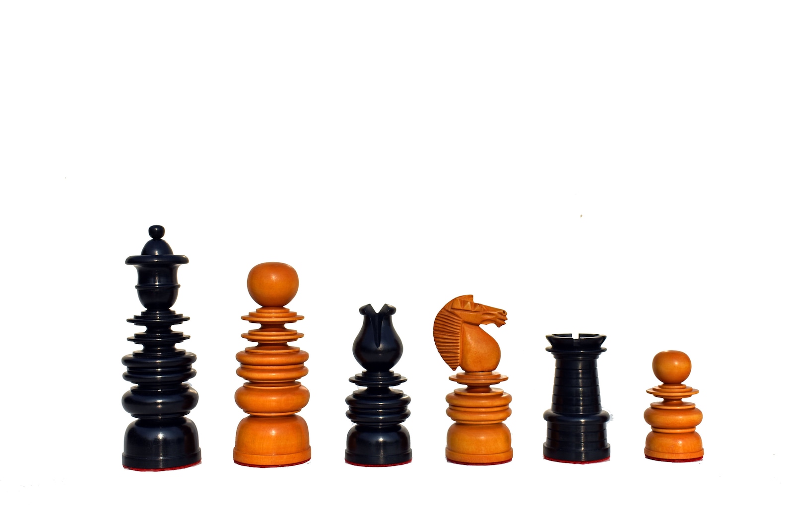 1841 Calvert Series Reproduction Chess Pieces Antiqued Boxwood & Ebony ...
