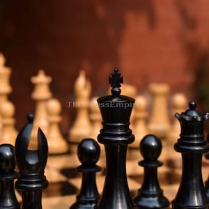 The Centurion Series Luxury Staunton Chess Pieces Boxwood & Ebony 4 ...