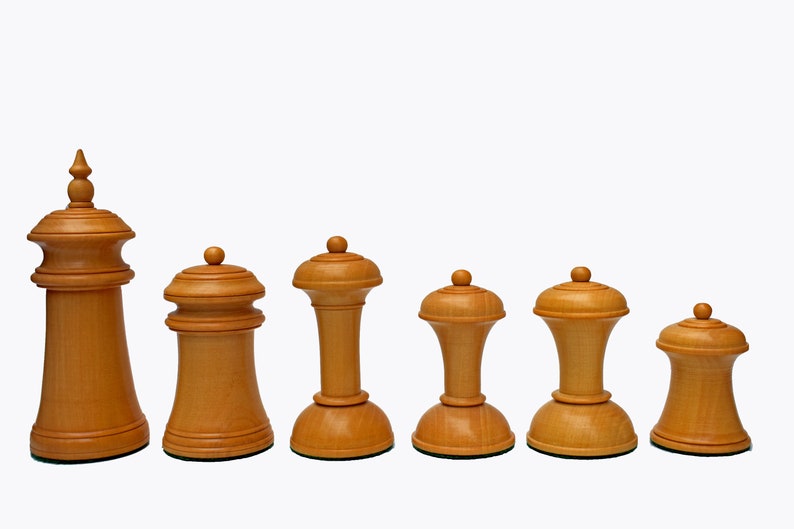 Arabic Art Series Chess Pieces Boxwood & Gilded Green 3.5