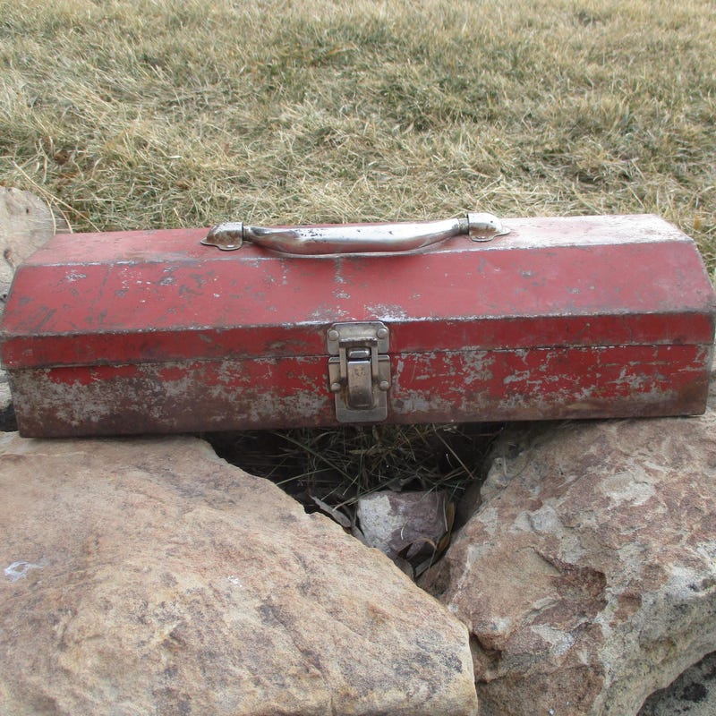 Vintage Small Metal Toolbox - Etsy