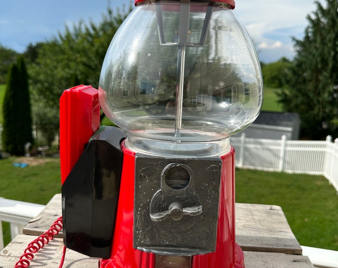 Vintage Bubble Gum Machine With Attached Telephone-bright Red Metal ...