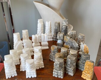 Onyx Aztec Chess Set - Etsy