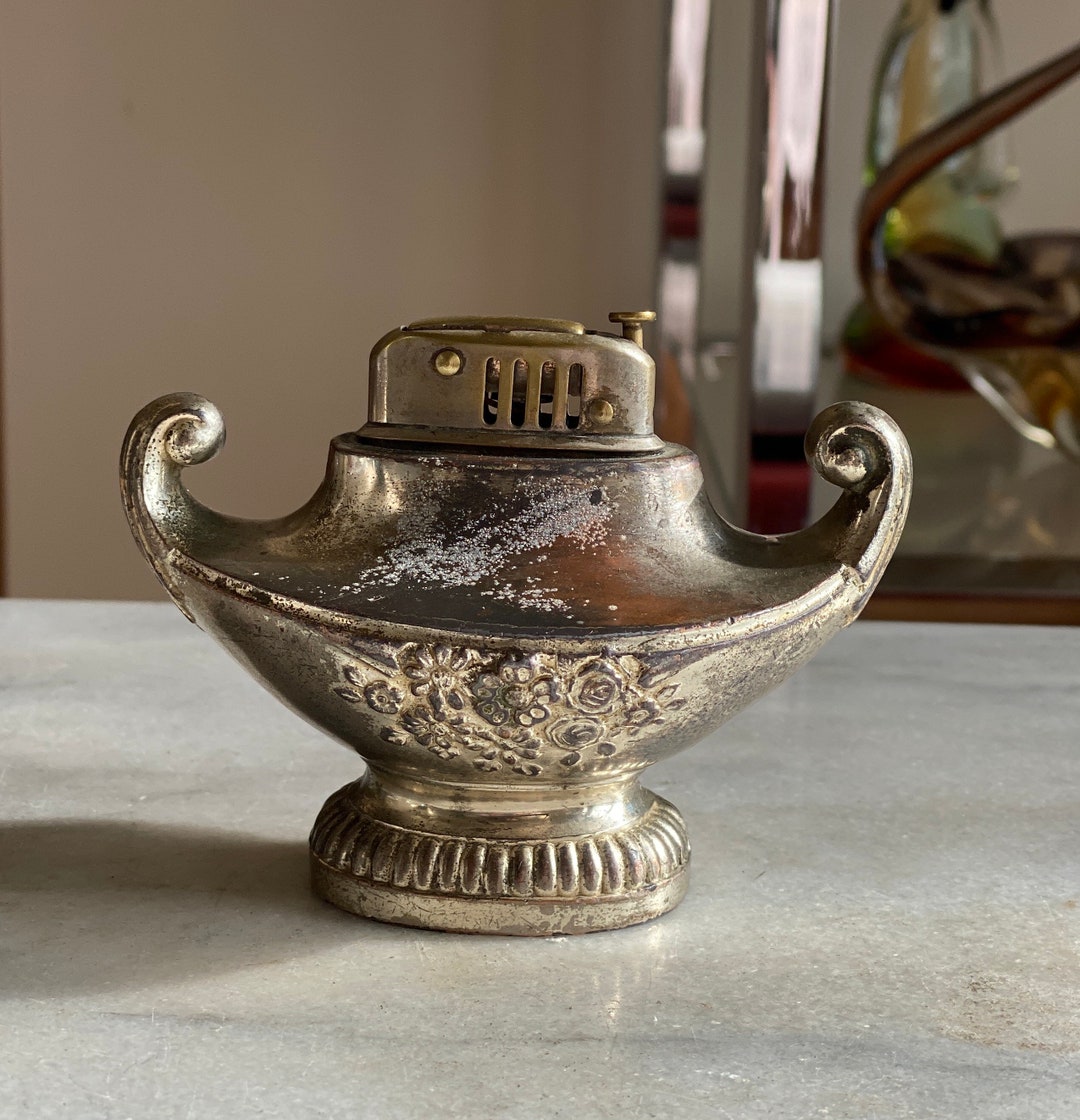 Vintage Occupied Japan Aladdin Lamp Table Lighter - Semiautomatic ...