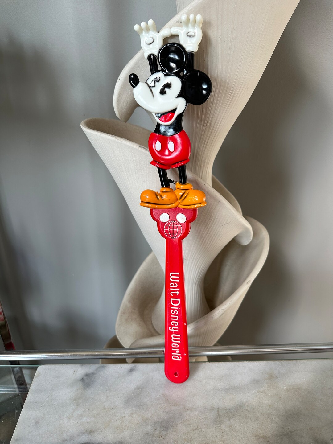 Vintage Walt Disney World Large Mickey Mouse Backscratching Back ...