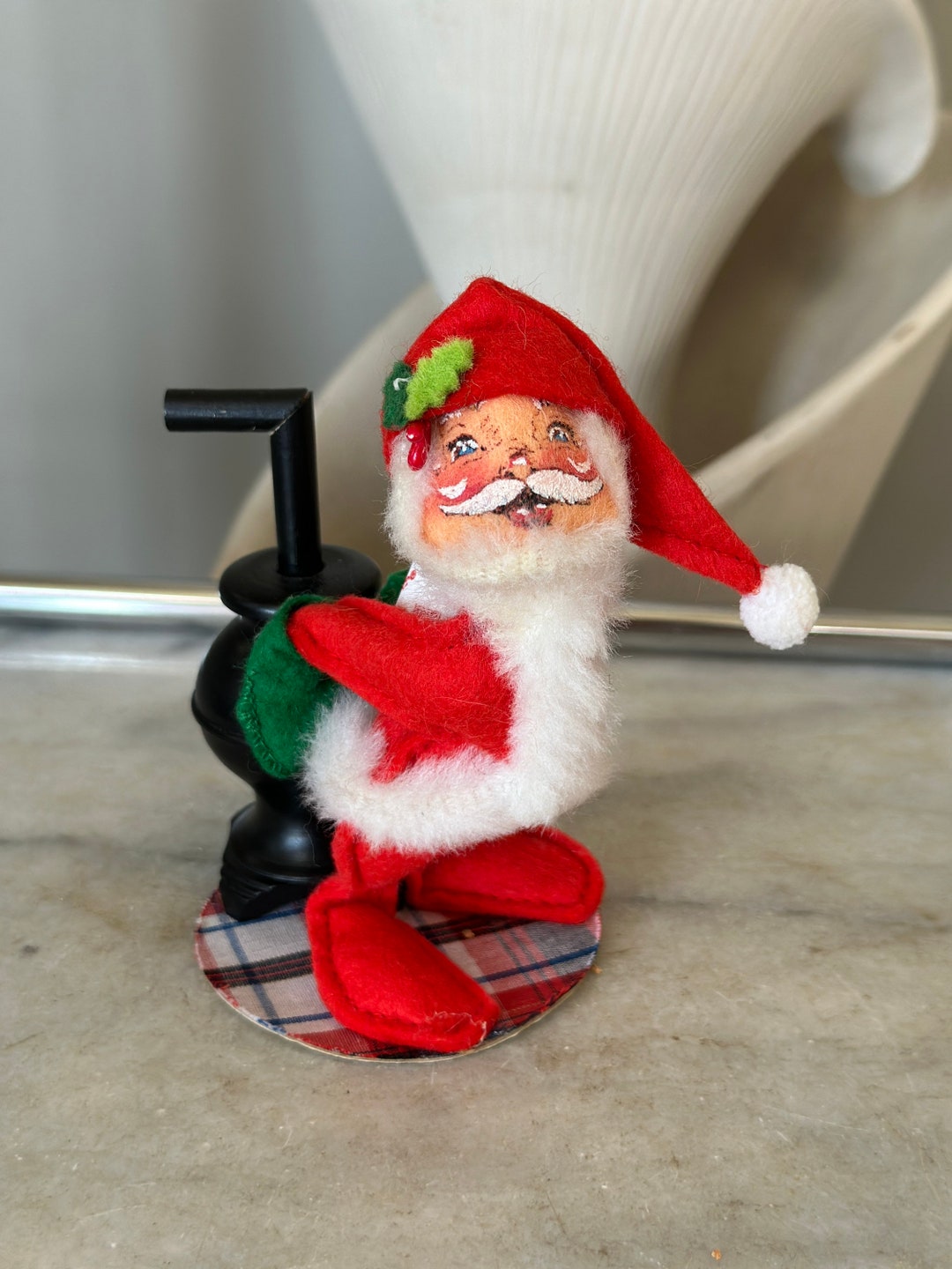 Vintage Annalee 5” Santa With Pot Belly Stove - 1981 | Kitschy Annalee ...