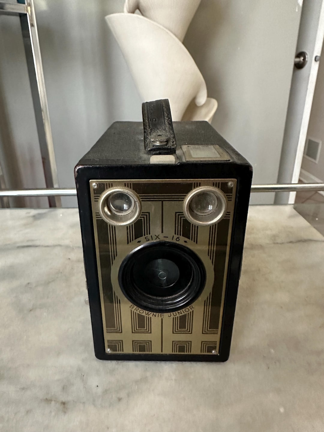Vintage 1930's Kodak Brownie Box Camera Target Brownie Six-16 Art Deco ...