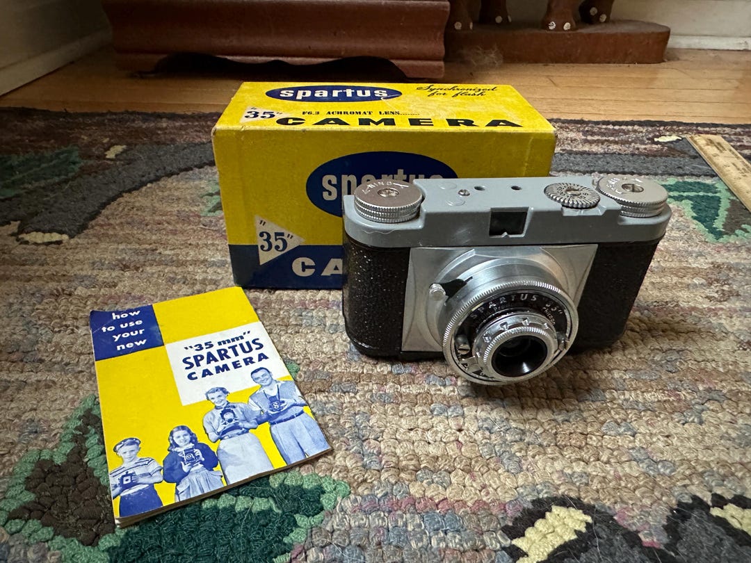 Vintage Film Camera Spartus 35 Camera in Origjnal Box W Brochure - Etsy