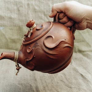 Handmade Ceramic Teapot, Lid With Lock - Etsy Canada