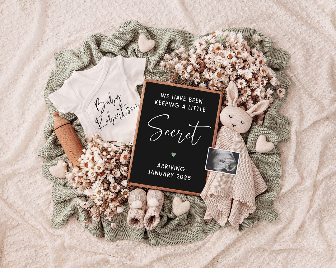 Gender Neutral Digital Pregnancy Announcement: Social Media Baby Reveal ...