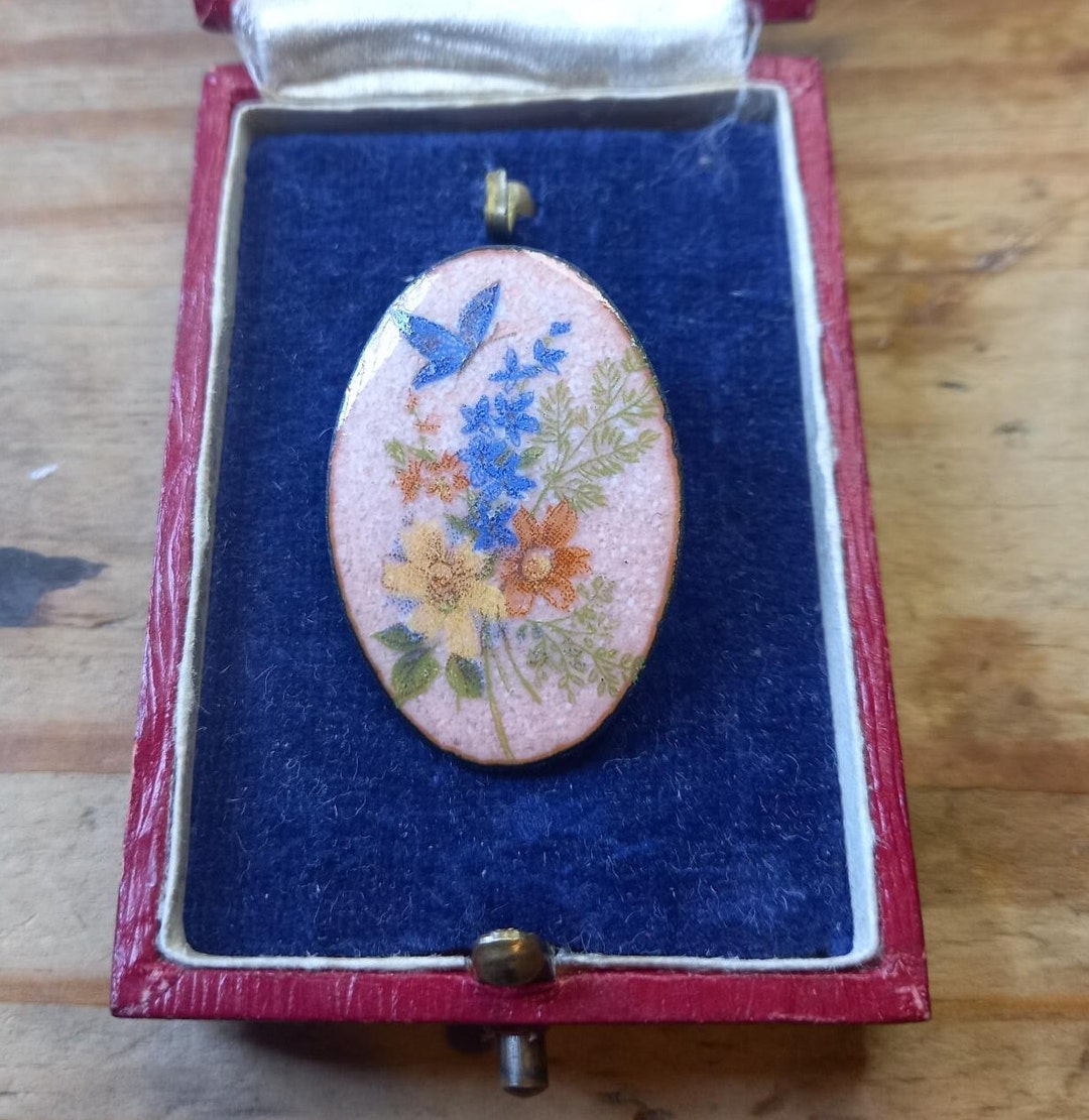 VINTAGE HAND PAINTED on Copper Brooch - Etsy