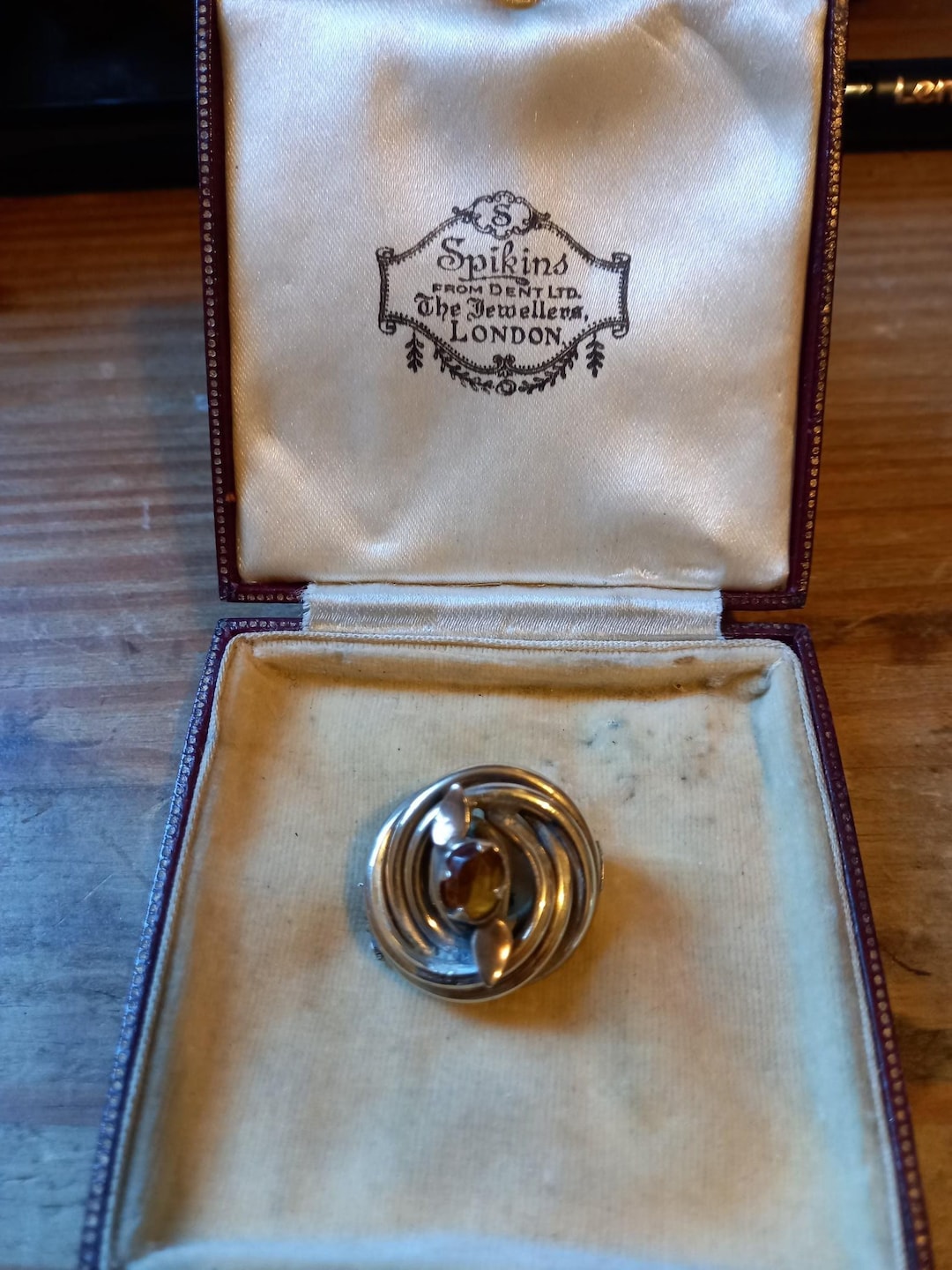 VICTORIAN PINCHBECK LOVERS Knot With a Citrine Flower Claw Set on Top ...