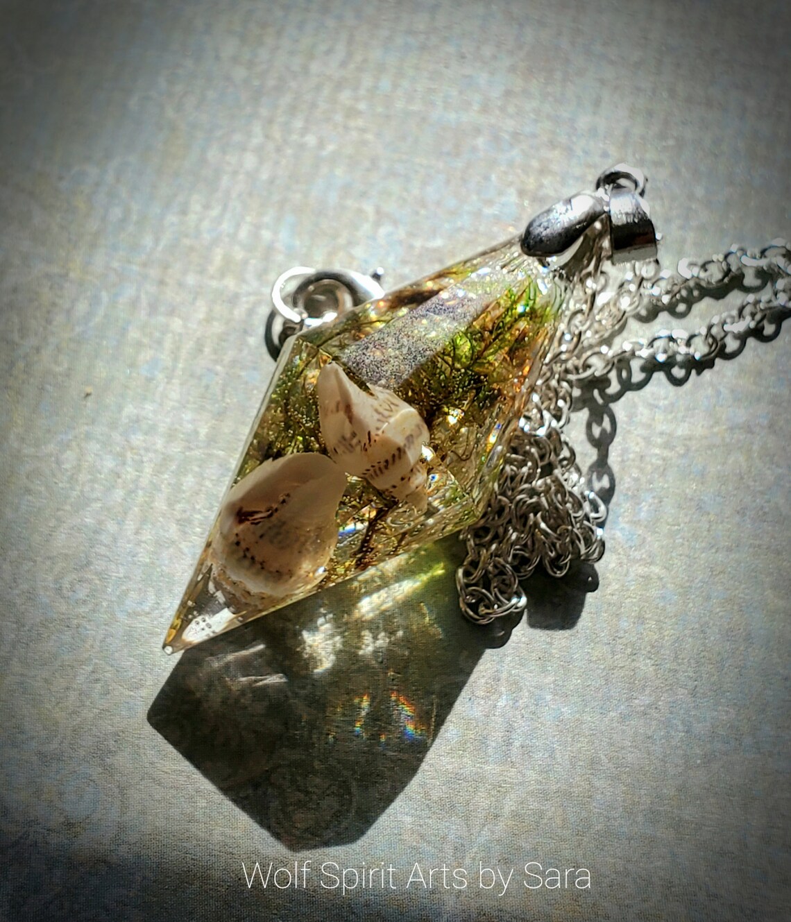 Resin Pendulum Pendants, Resin Jewelry, Crystal Necklace, Handmade ...