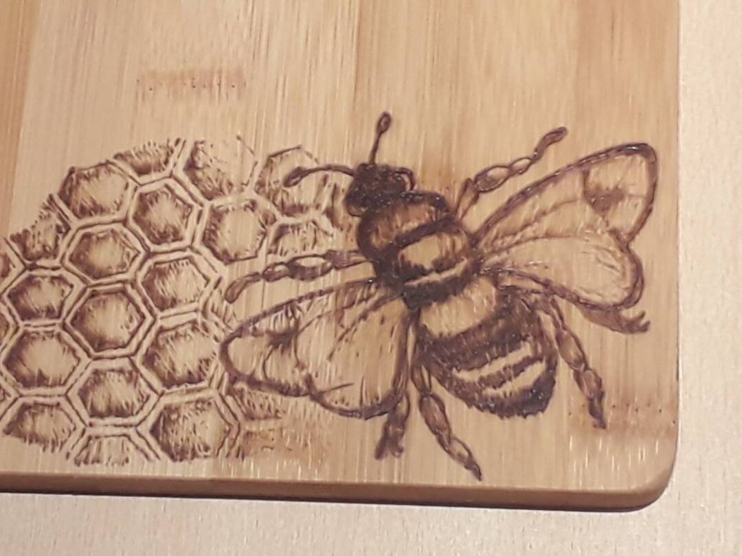 Bee Honeycomb Wooden Chopping Board - With Hand Designed Pyrography ...